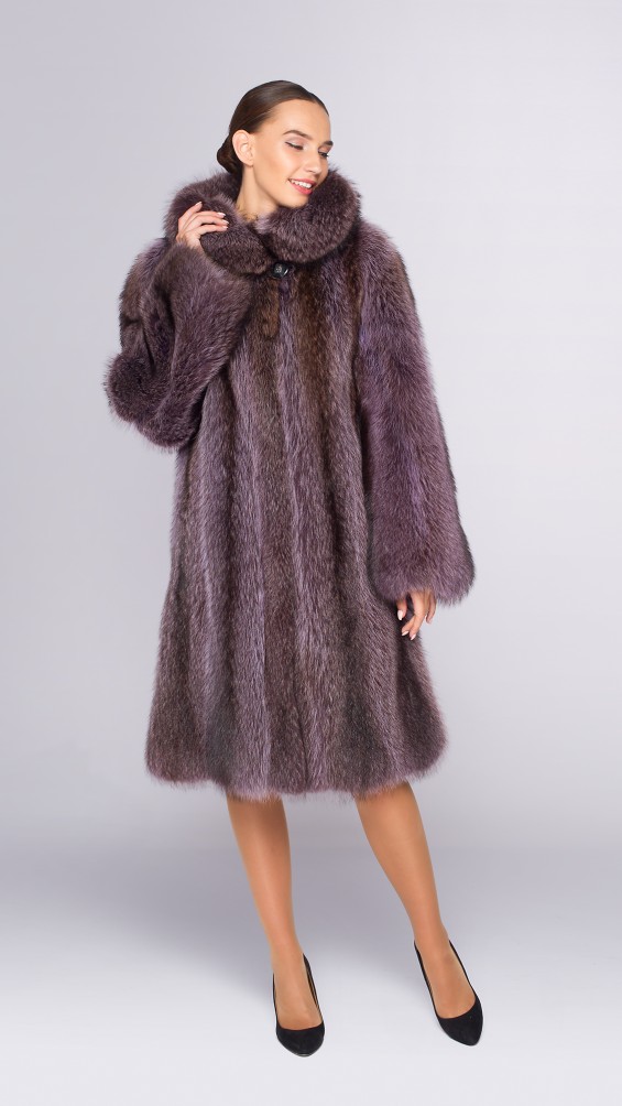 Шубы из енота | Купить енотовую шубу в Москве от фабрики ELENA FURS
